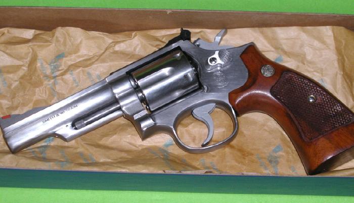 Smith & Wesson M66-2 4" For Sale at GunAuction.com - 9156323