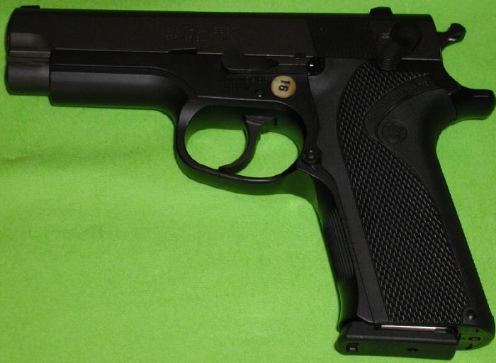 SMITH & WESSON SMITH & WESSON M 411 40 S&W