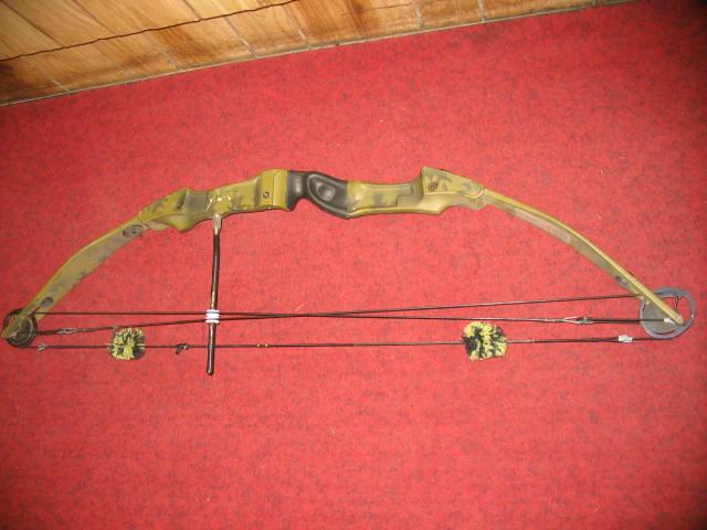 BEAR FLARE II COMPOUND BOW