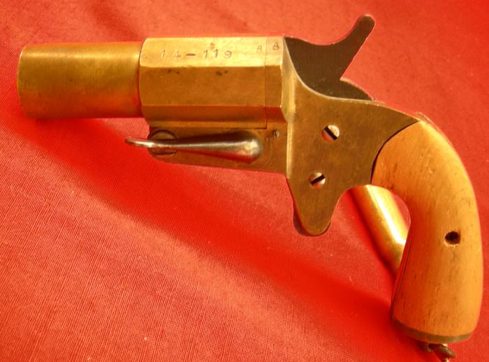 Scott-Fetzer Mach. Co. Cleve. Very pistol 25mm BRASS FLARE GUN
