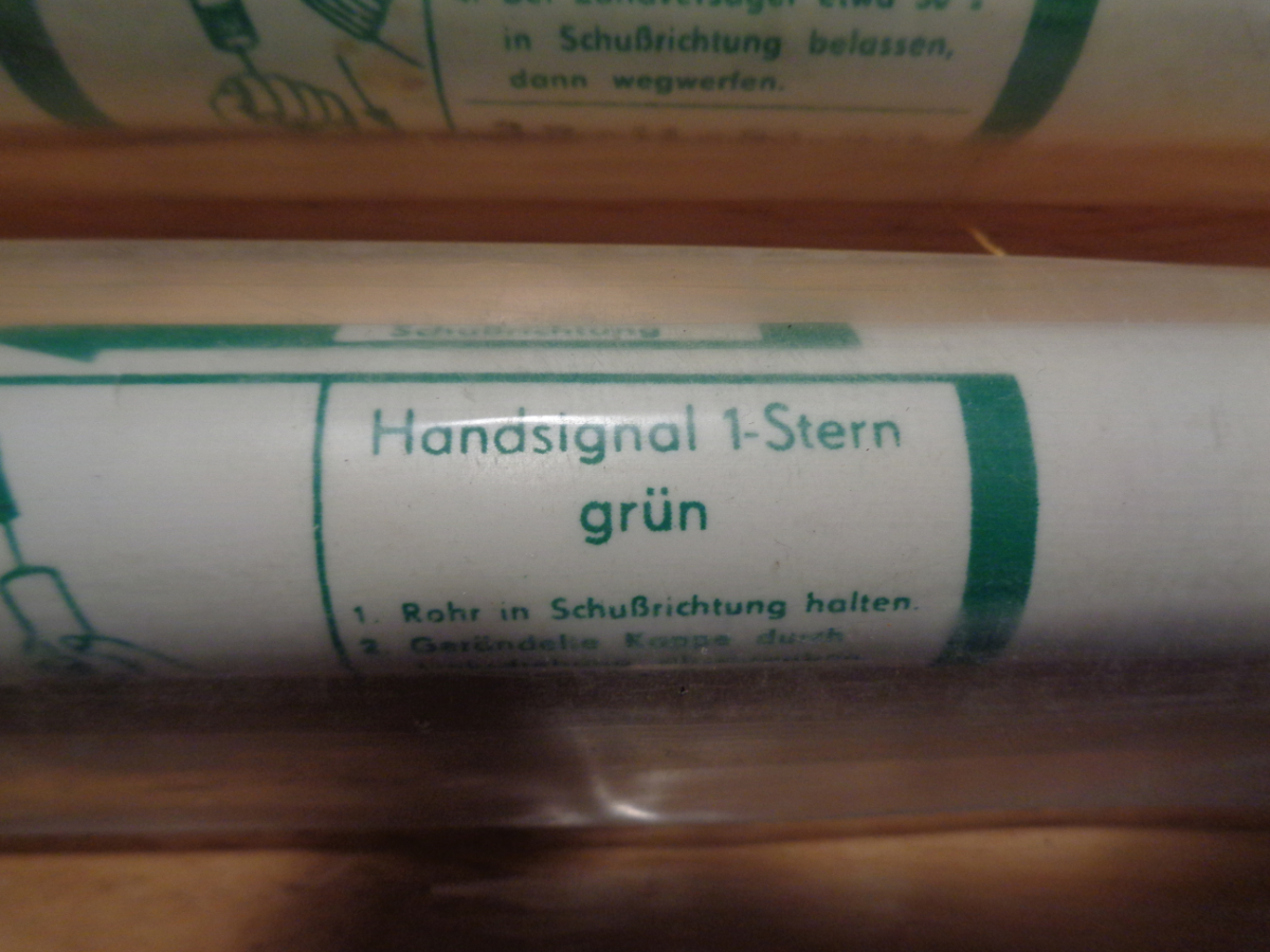 CGS Emergency Green Hand Signal Flares 15,000 candle Power 17188818 ...