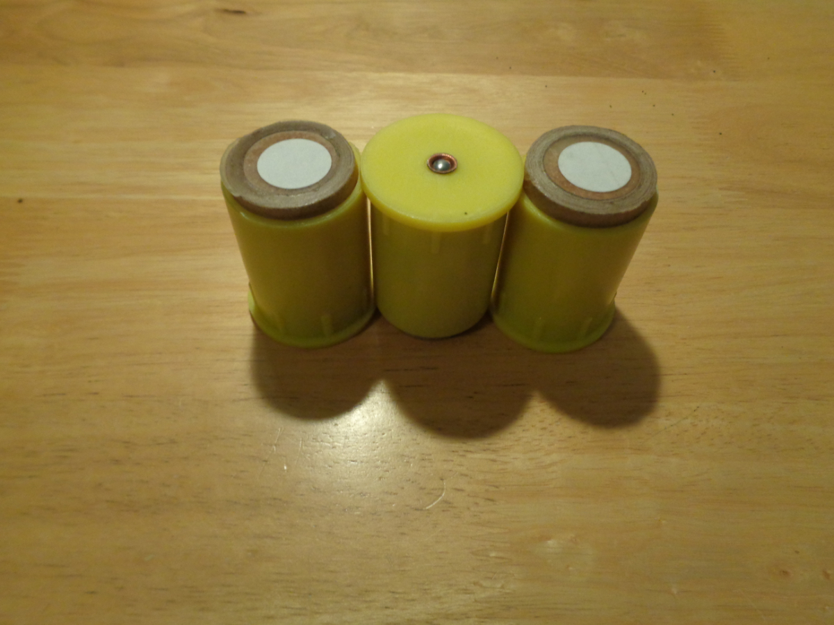 37mm Bright White comet flare 37mm flare 17320725 - GunAuction.com