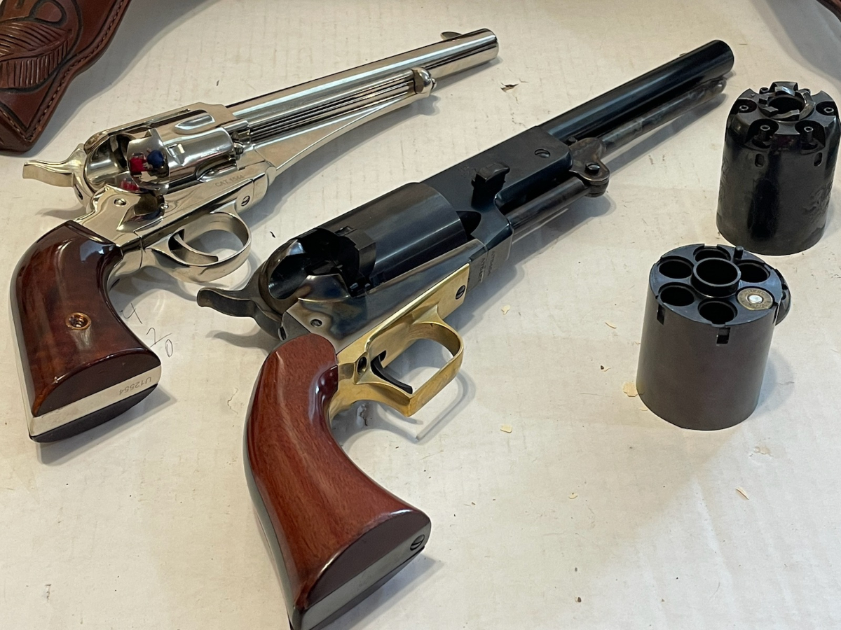 Uberti A Unique Pair Of Revolvers Plus A Double Holster, Cartridge Belt ...