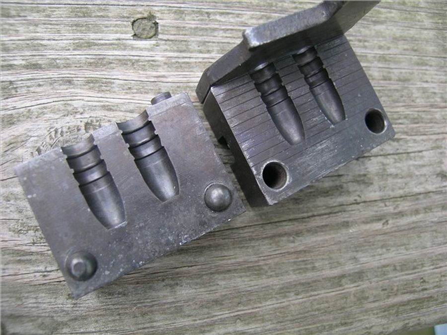 Saeco 2 Cav #304 Bullet Mould Mold .30 160rg Fn .60 Caliber Ball For ...