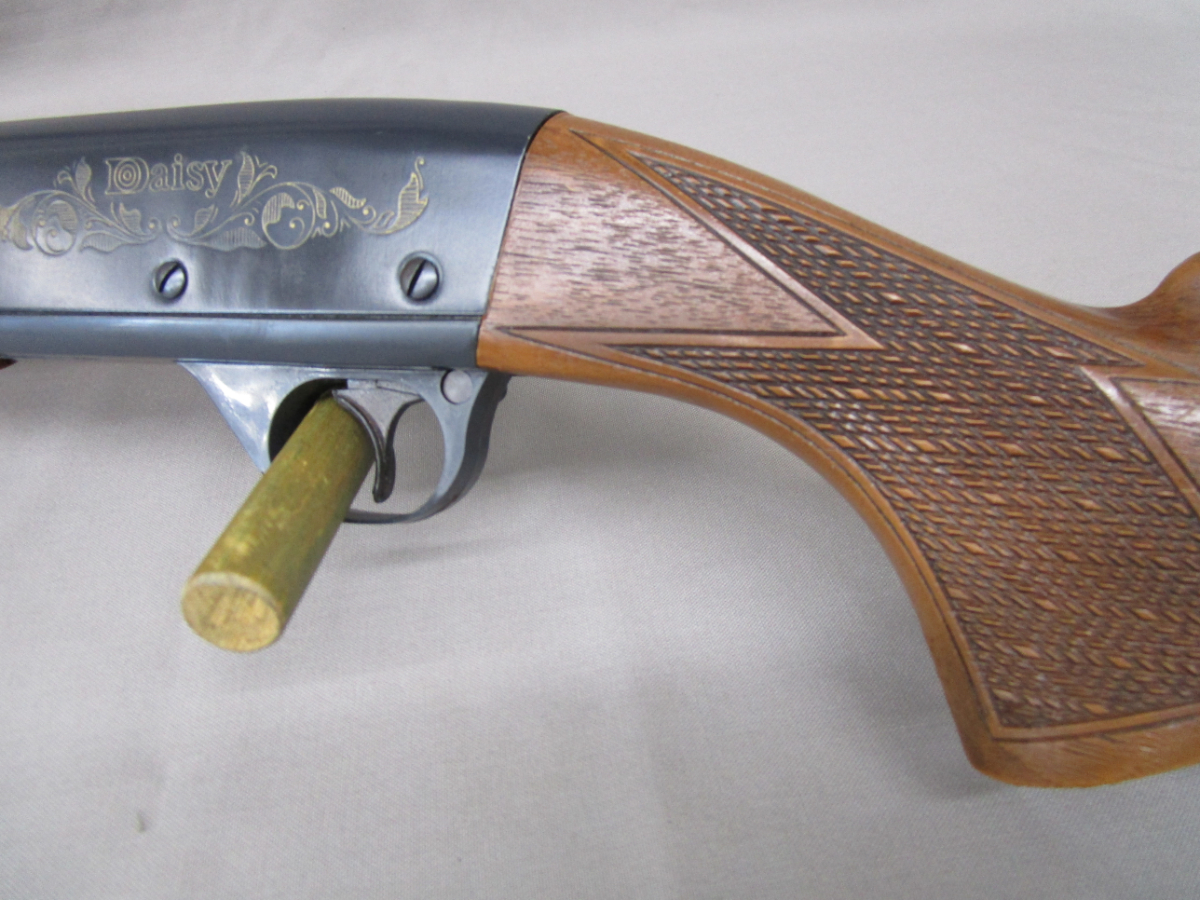 Daisy Model 26 Fun Bb Gun In A Copy Of The Remington 572 Box Included ...