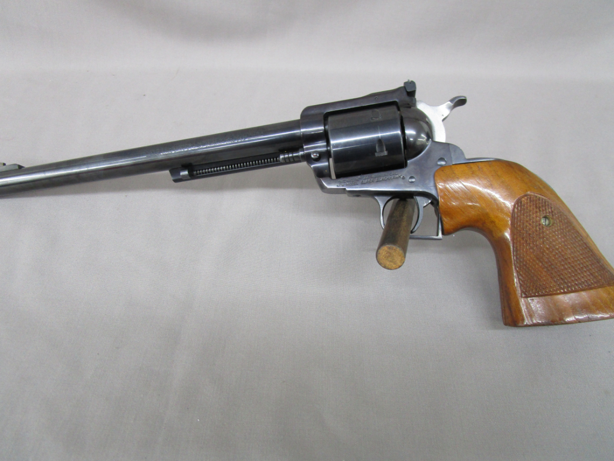 Ruger Super Black-Hawk 6 Shot Revolver, Classic Design, Rugged ...