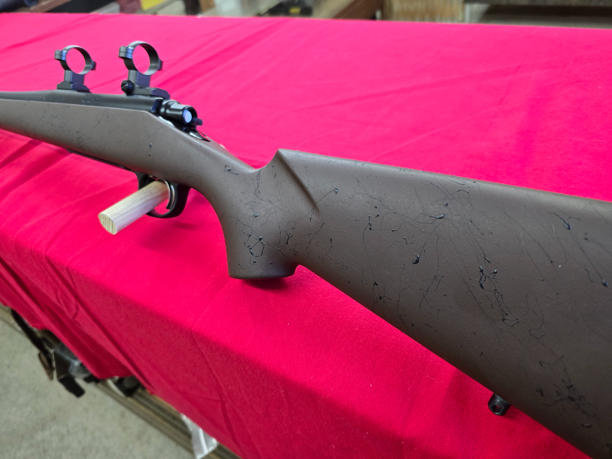 Remington 700 AWR - American Wilderness Rifle 300 RUM EXCELLENT ...