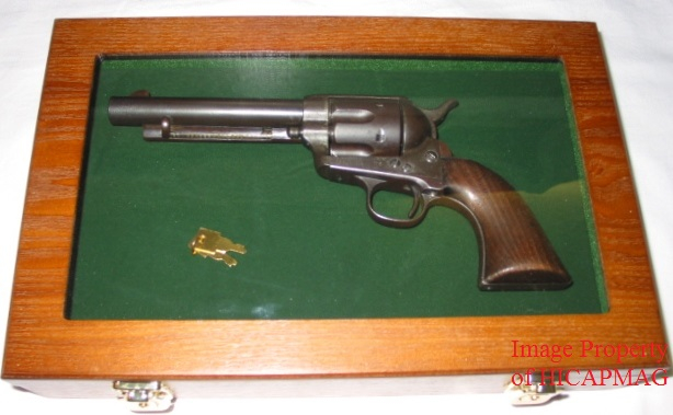 Display Case Colt 1911/Colt Peacemaker/S&W/Browning Hp/Ruger/Glock ...