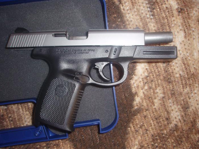 Smith & Wesson S&W Sigma 9mm Sw9ve 15 Rd For Sale at GunAuction.com ...
