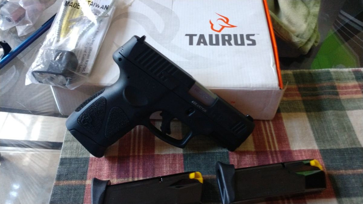 Hi-Point Taurus G3c 9mm Semi-Auto 3" Barrel Good Condition 3 - 12 Rd ...