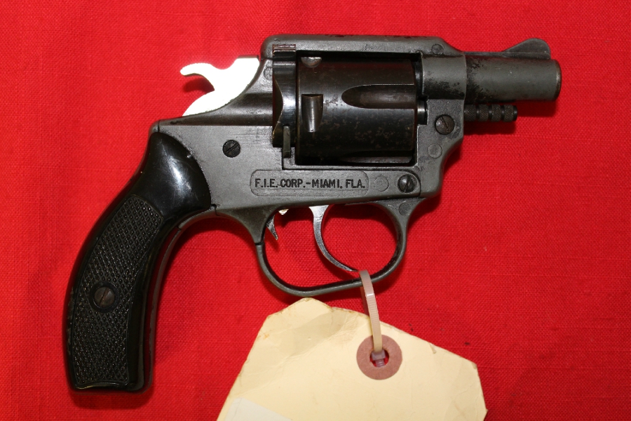 Fie Titanic .32 S&W Long For Sale at GunAuction.com - 14513073