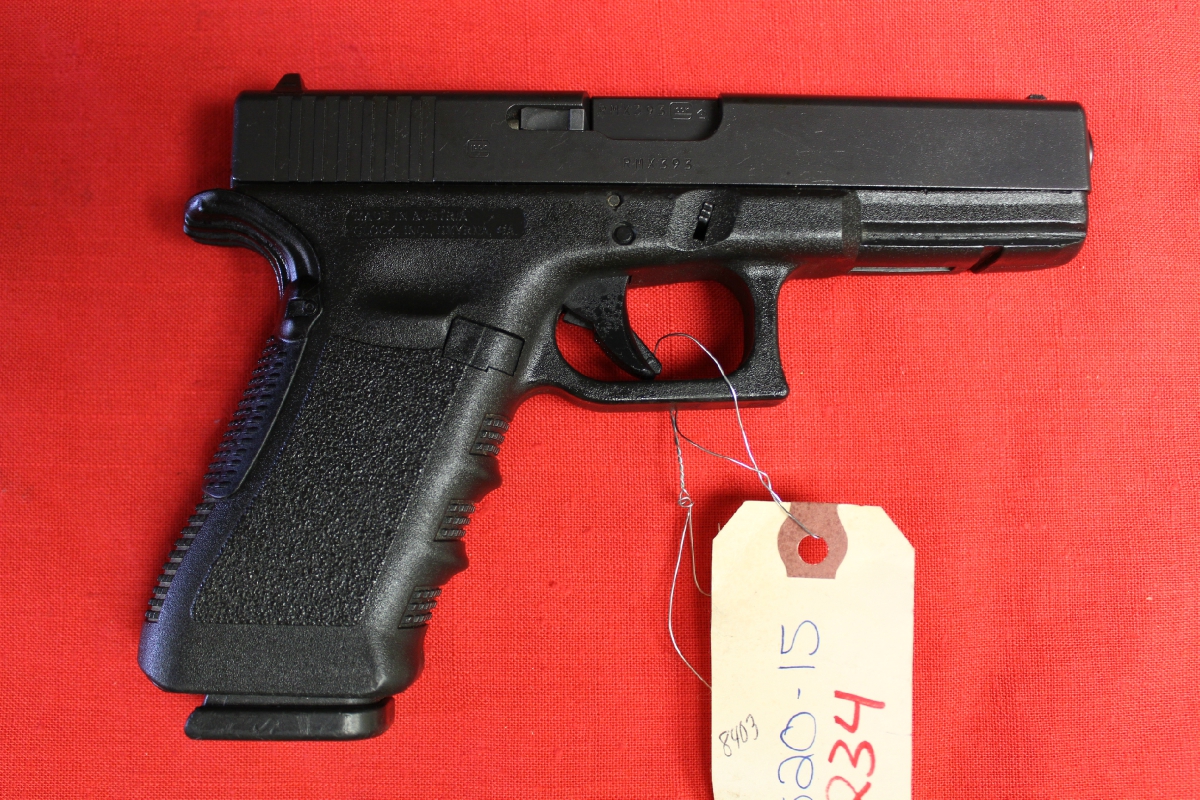 Glock Model 22 Gen 3 .40 S&W For Sale at GunAuction.com - 14871787