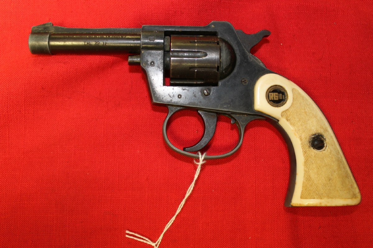 Rg Model 10x .22 Lr For Sale at GunAuction.com - 14981229
