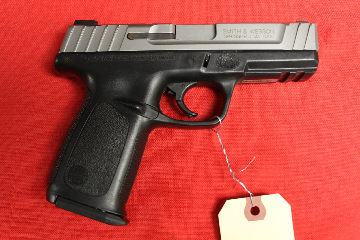 Smith & Wesson Sdv9 Ve Stainless 17 Round 9mm Luger For Sale at ...