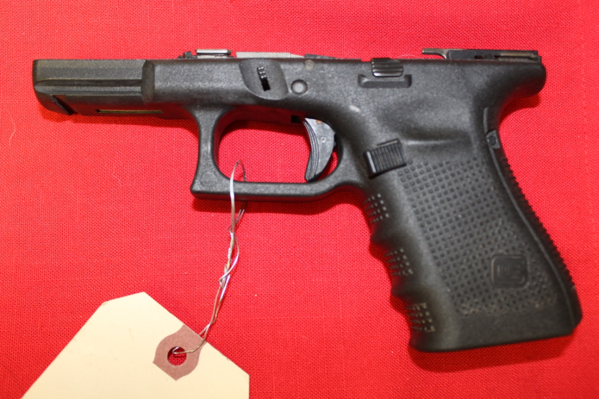 Glock Model 23 Gen 3 Complete Frame .40 S&W For Sale at GunAuction.com ...