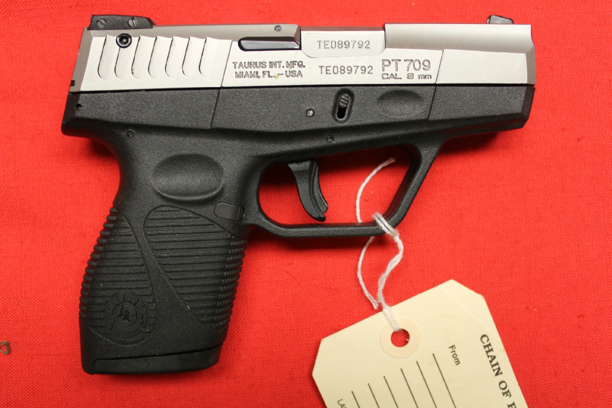 Taurus PT709 Slim Stainless