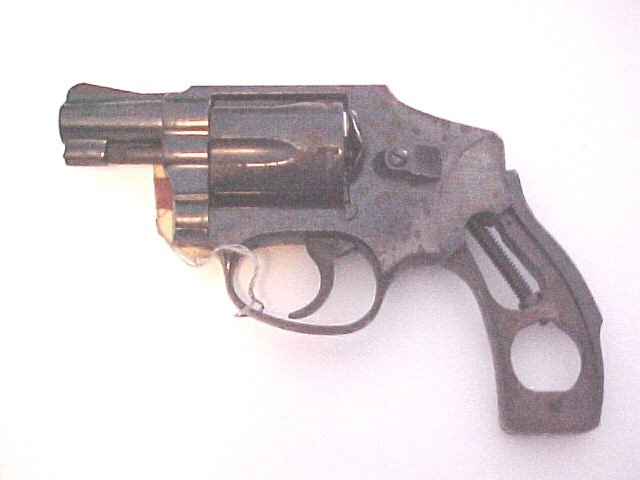 S & W Model 40 Gunsmith Moneymaker For Sale at GunAuction.com - 3185065