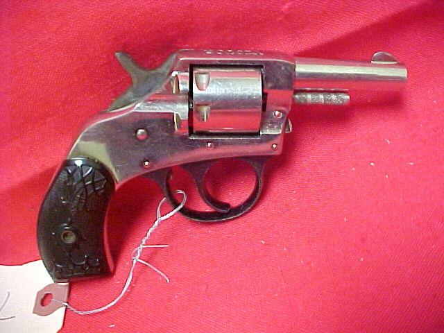 Victor 22 Revolver