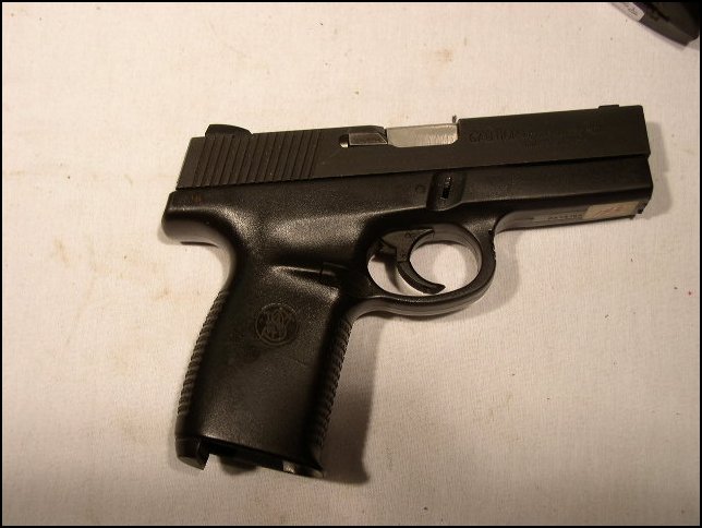 Smith & Wesson Mod. Sw9c 9mm, Night Sites For Sale at GunAuction.com ...