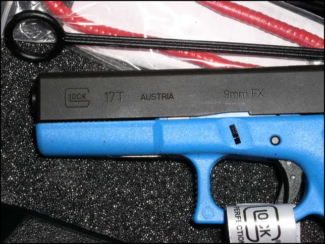 Glock G17t Simunition Training Gun For Sale at GunAuction.com - 6938047