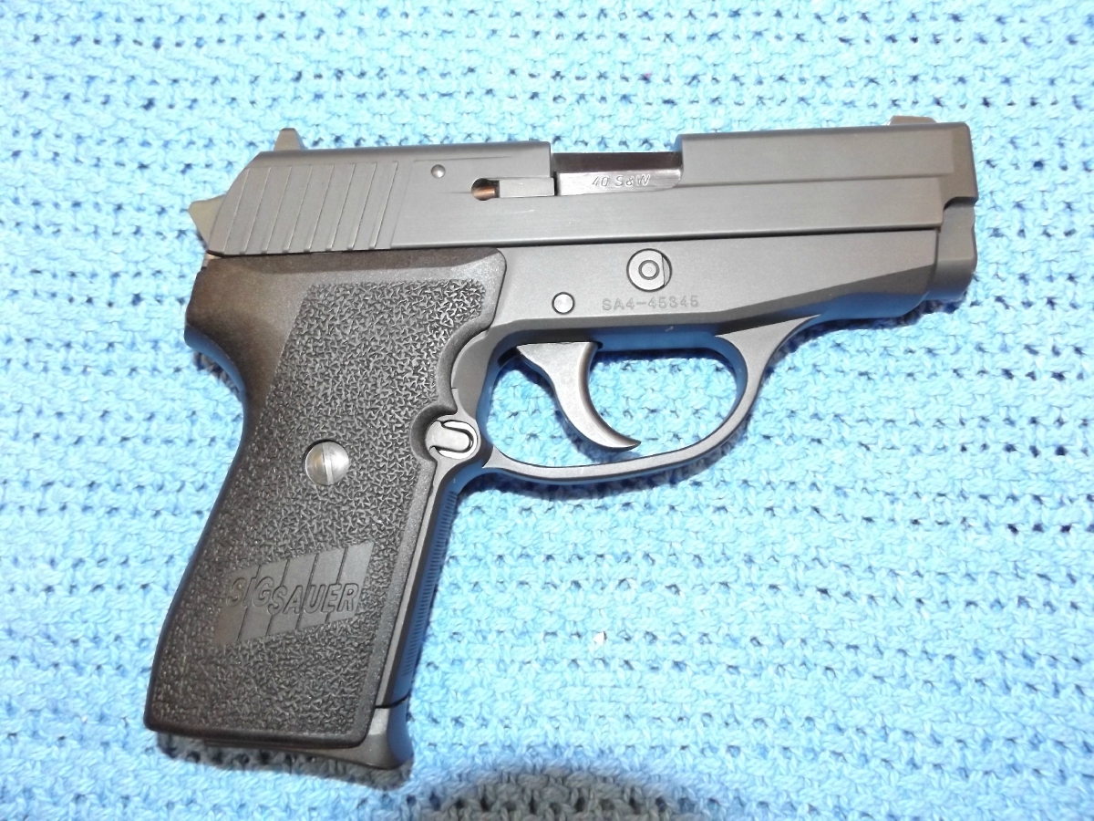 Sig Sauer P239 .40 Cal 1/7 Magazine And Original Box .40 S&W For Sale ...