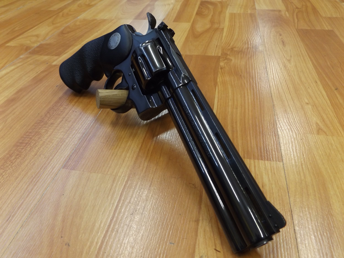 Colt Python 6" 1977 .357 Magnum For Sale at GunAuction.com - 17228146