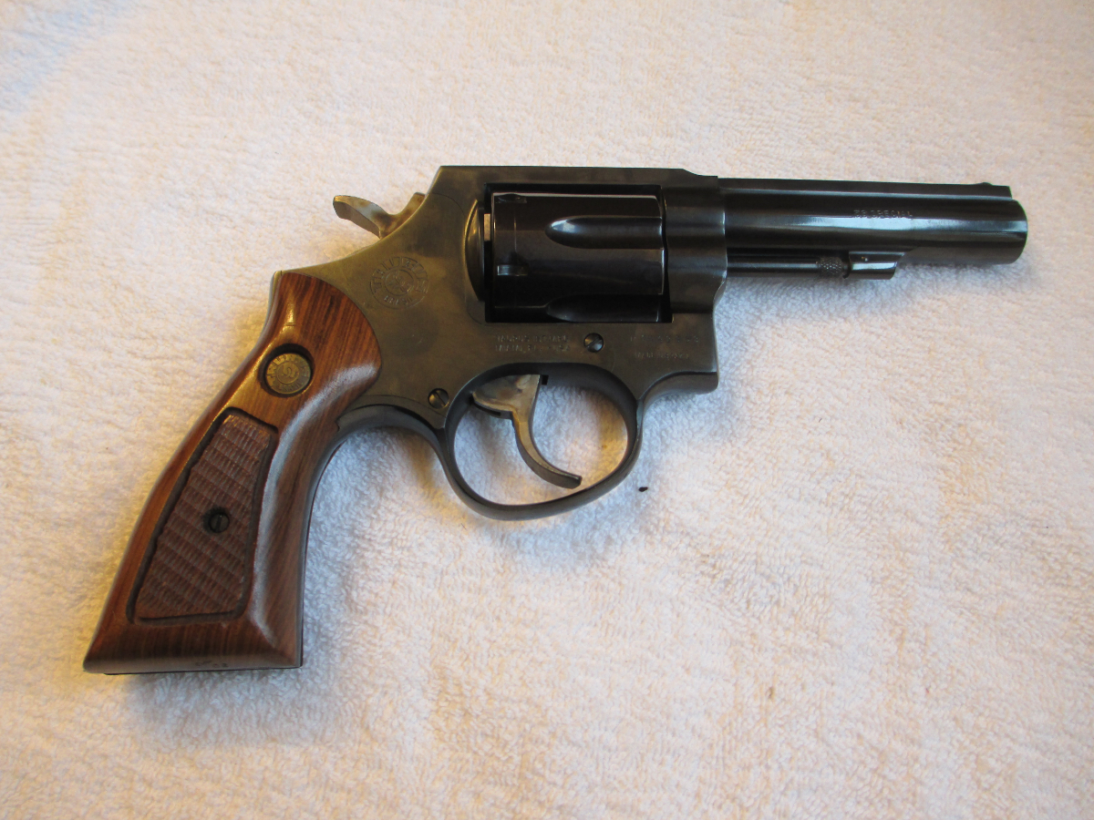 Taurus Model 82 Blue Double Action Revolver .38 Special For Sale at ...