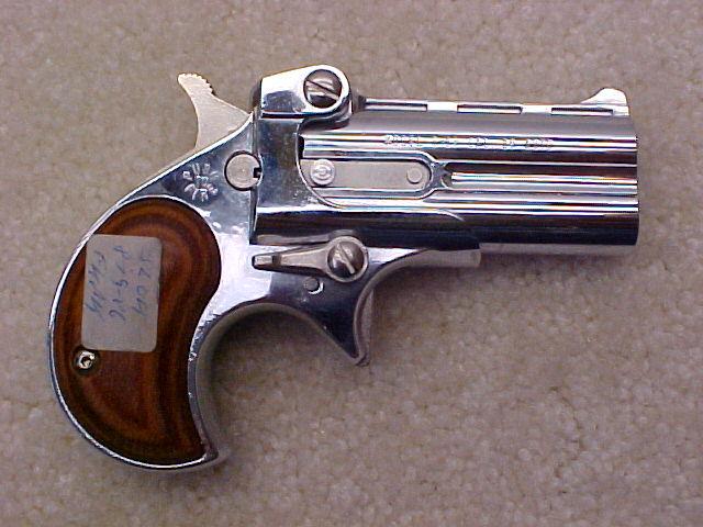 Davis Industries Davis D-25 Derringer in .25acp. Gun is like new.