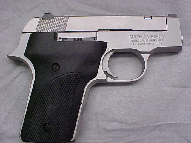 Smith & Wesson S&W 2213 22lr W 3" Barrel. Finish Is About 98 For Sale ...