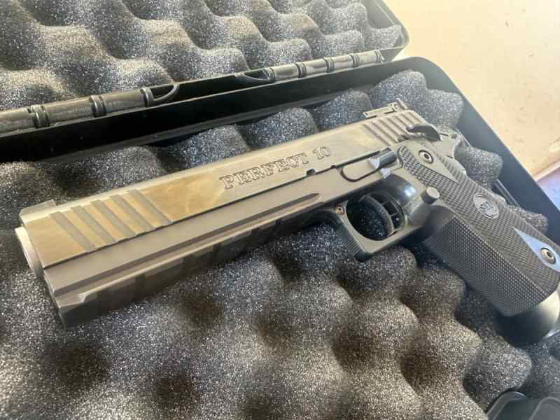 Sti Guns Sti Perfect 10 2011 Pistol In 10mm 10mm For Sale at GunAuction ...