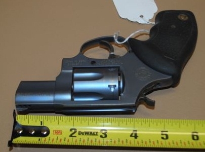 Taurus model 731 6-shot 32 H&R Magnum revolver_S4