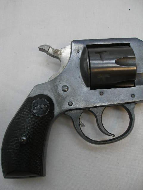H & R - H&R INC .32 CAL MODEL 732 REVOLVER - Picture 4