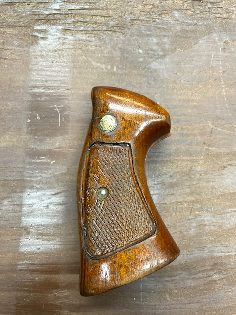 Smith & Wesson Checkered walnut stocks for K- Frame S&W Revolver.
