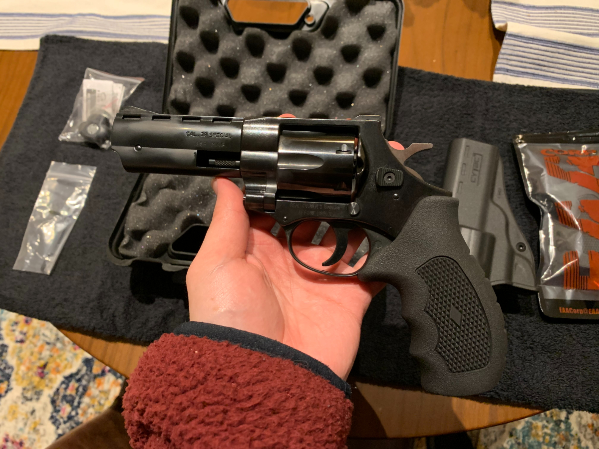 EAA Windicator .357 Mag 6 Shot 4" Barrel Blued .357 Magnum 17130626 - GunAuction.com