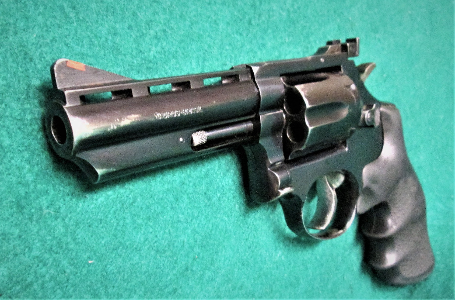 Taurus International Mod. 689 W/4 Inch Ribbed Barrel & Gripper Grips ...
