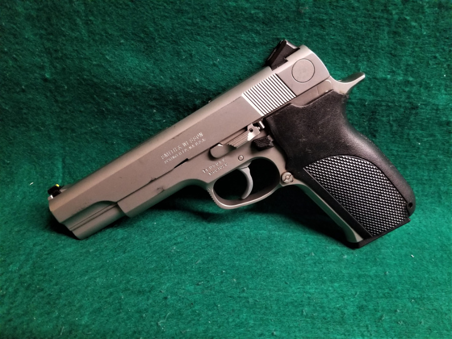 Smith & Wesson Inc Mod. 1026 5 Inch Barrel Stainless Da/Sa W-One 9 ...