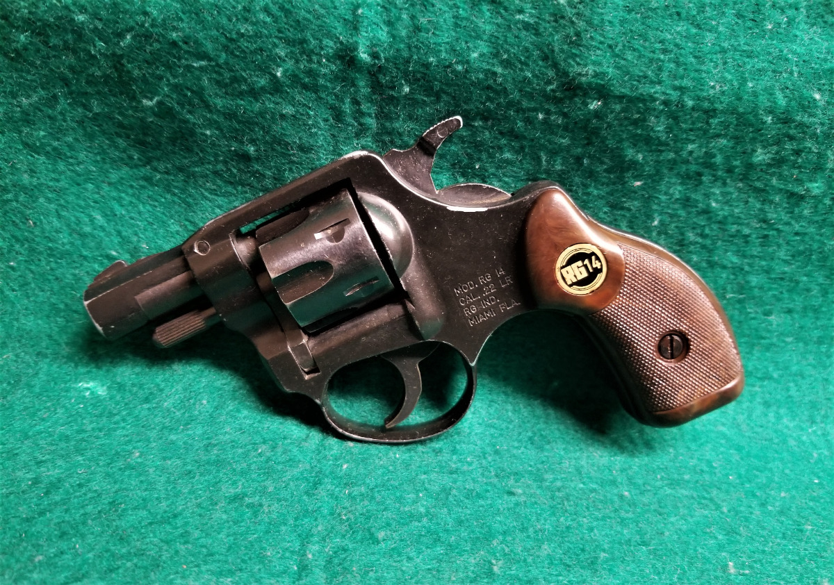 R.G. Industries Mod. Rg 14 Blued 1.75 Inch Barrel Double Action Plinker ...