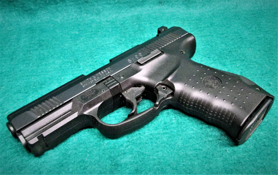 Smith & Wesson/Walther Model Sw99 Black W-Decocker In Factory Box W/2 ...