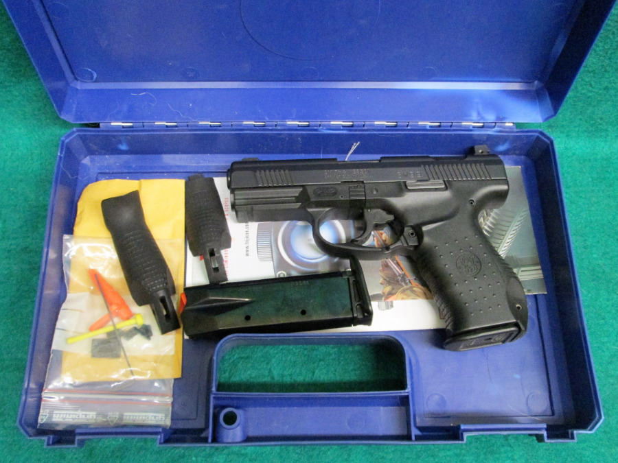 Smith & Wesson/Walther Model Sw99 Black W-Decocker In Factory Box W/2 ...