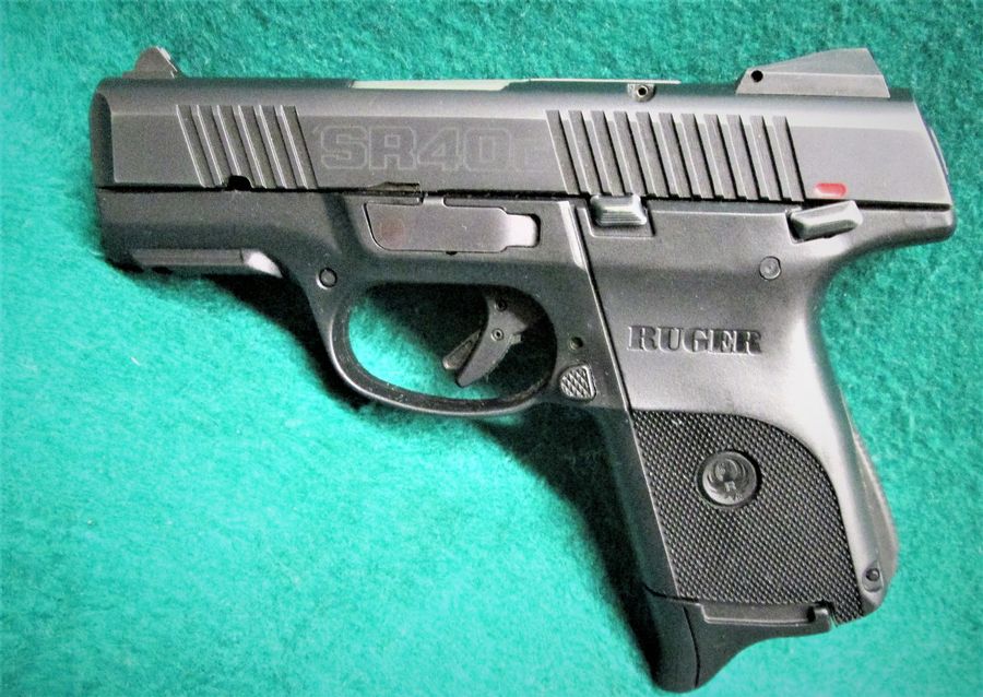 Sturm, Ruger & Co. Inc Mod Sr40c In Factory Case W/1-9rd Mag & Paper ...