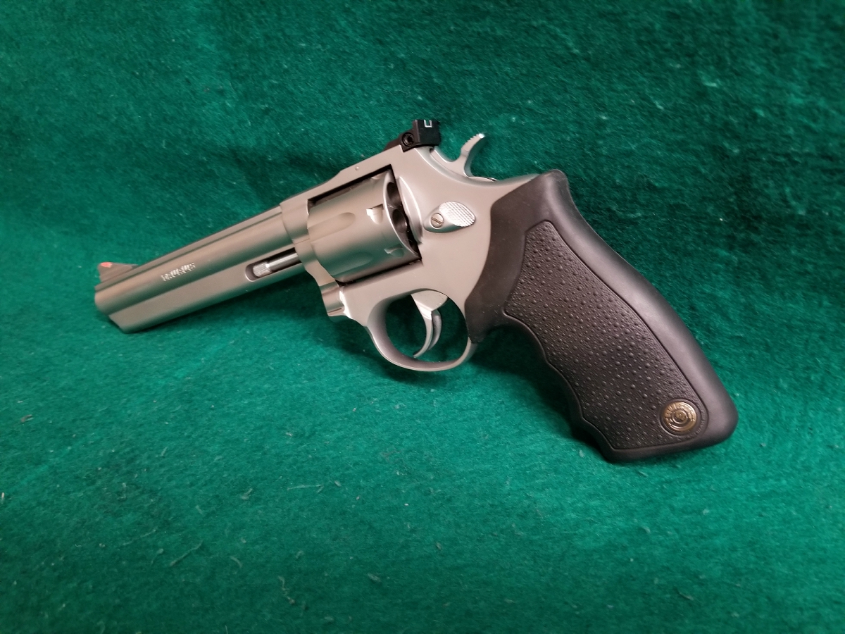 Taurus International Mfg. Co. Model 66 Stainless 7-Shot Double Action ...