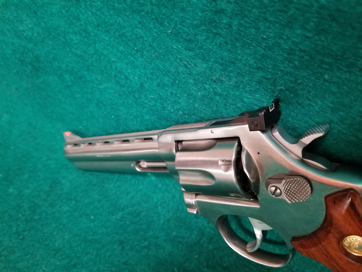 Taurus Mod. 689 Double Action Stainless 6 Inch Vent Rib Barrel 6 Shot W ...