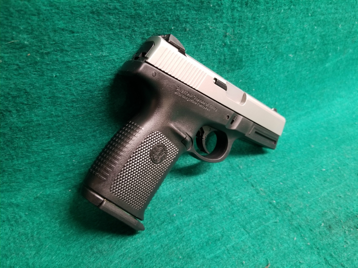 Smith & Wesson Mod. Sw40ve Stainless Slide 4 Inch Barrel W-One 10 Round ...