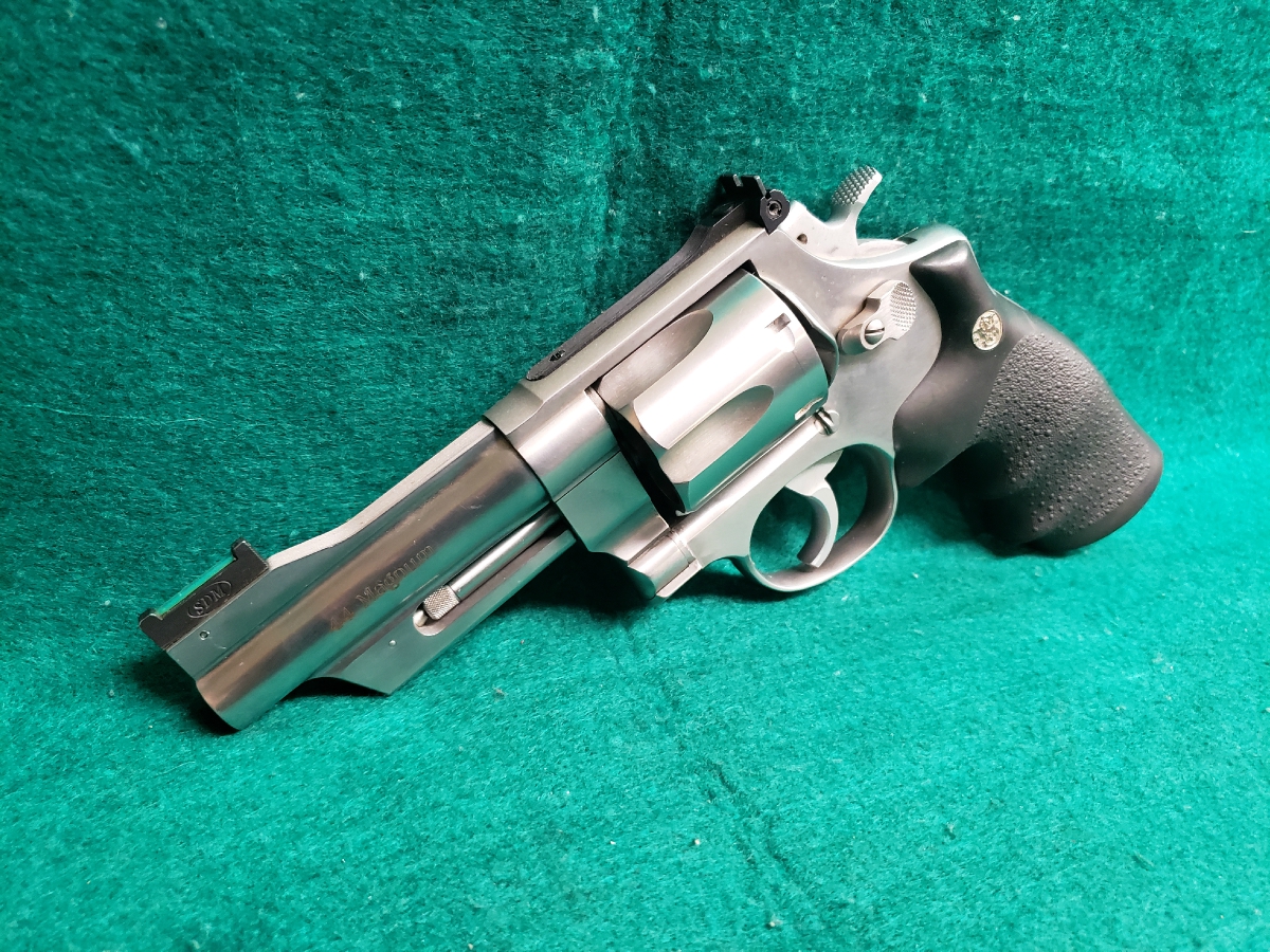 Smith & Wesson Model 629-3 Mountain Gun - Stainless. 4 Inch Barrel. Hi-Viz Front Sight. Minty ...