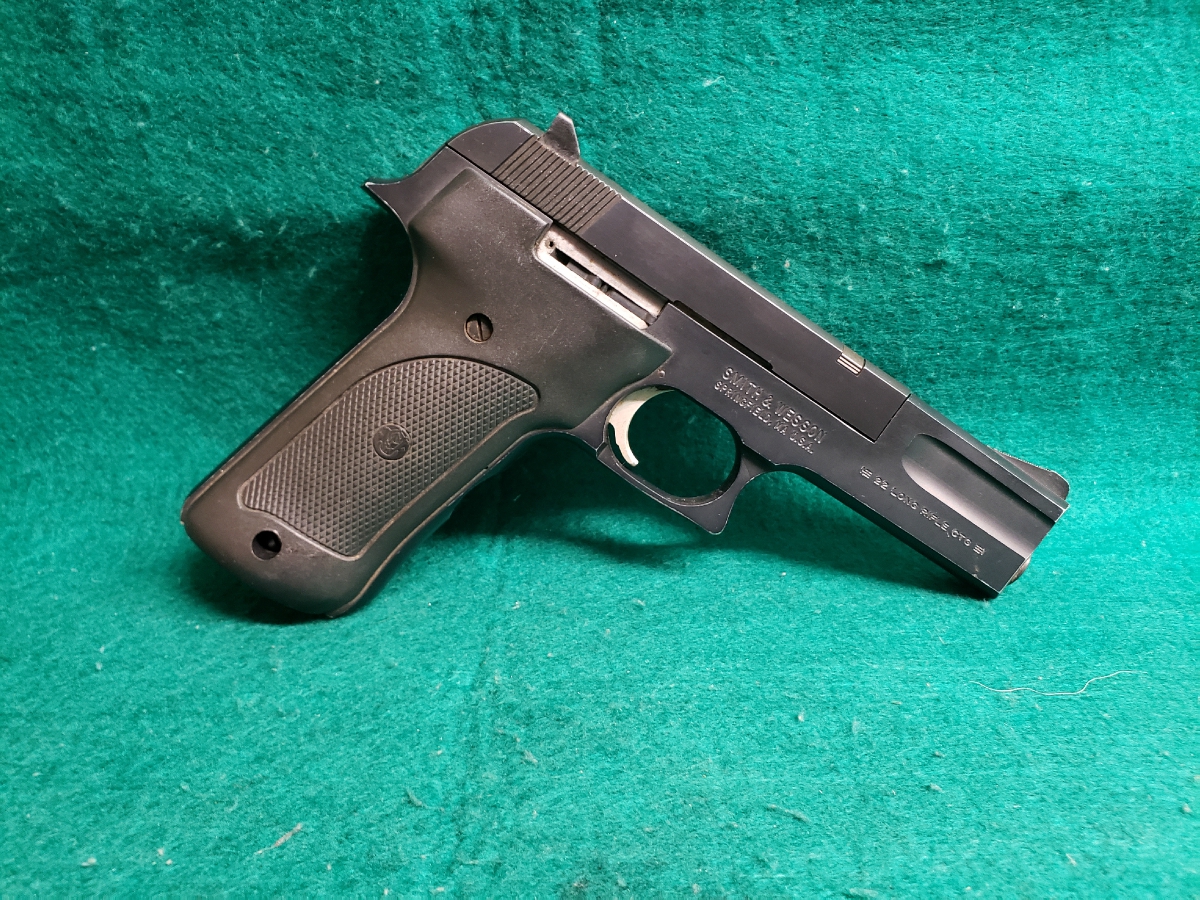 Smith & Wesson Model 422 - Blued. 4.5 Inch Barrel. W-One Magazine ...