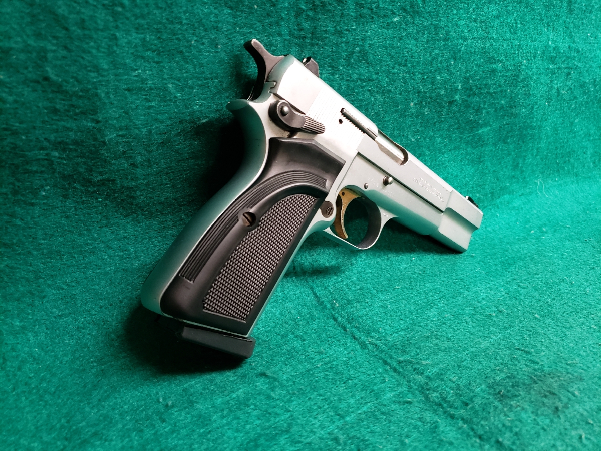 Browning Arms Co Hi Power - Factory Hard Chrome. 4.5 Inch Barrel. W-One ...