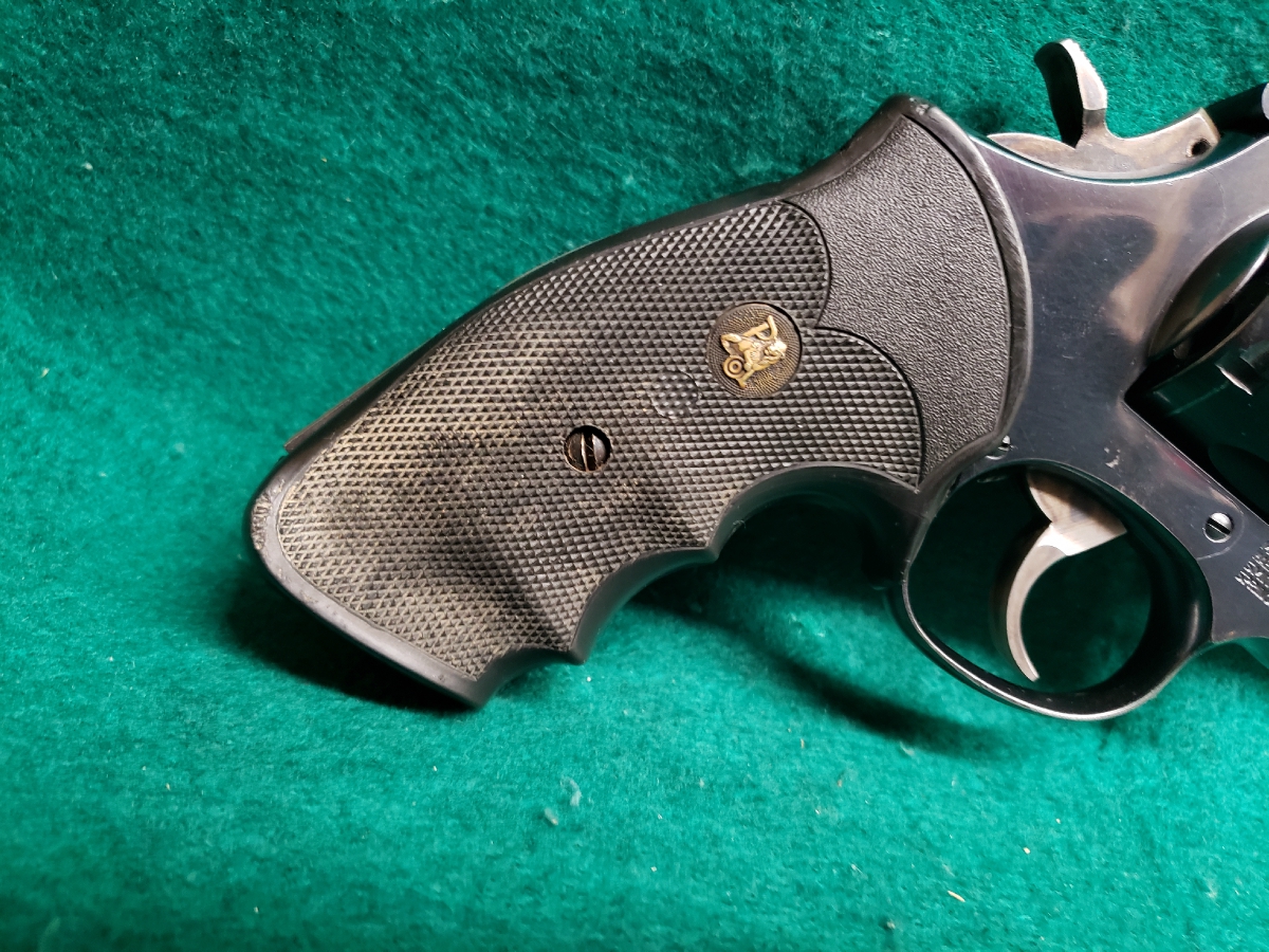 Smith & Wesson Model 586 (Pre Lock. No Dash) - Blued. Double Action. 6 ...
