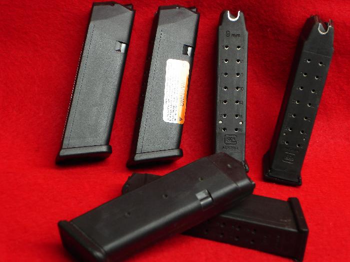 6 New Glock Mod.17 Hi-Cap 17rd. Mags. For Sale at GunAuction.com - 7831567