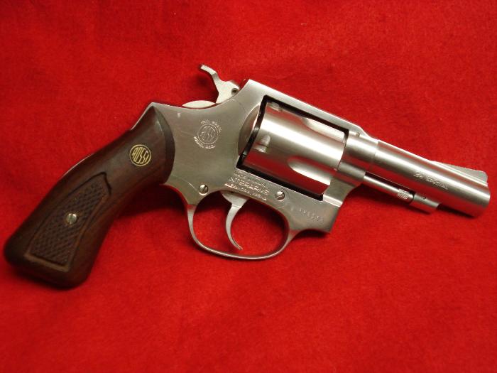 Rossi Model 88 Stainless .38 Spl. 3 Inch Barrel. For Sale at GunAuction ...