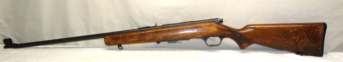 Springfield Model 84C, clip fed, bolt action, 22 caliber rifle 22 ...